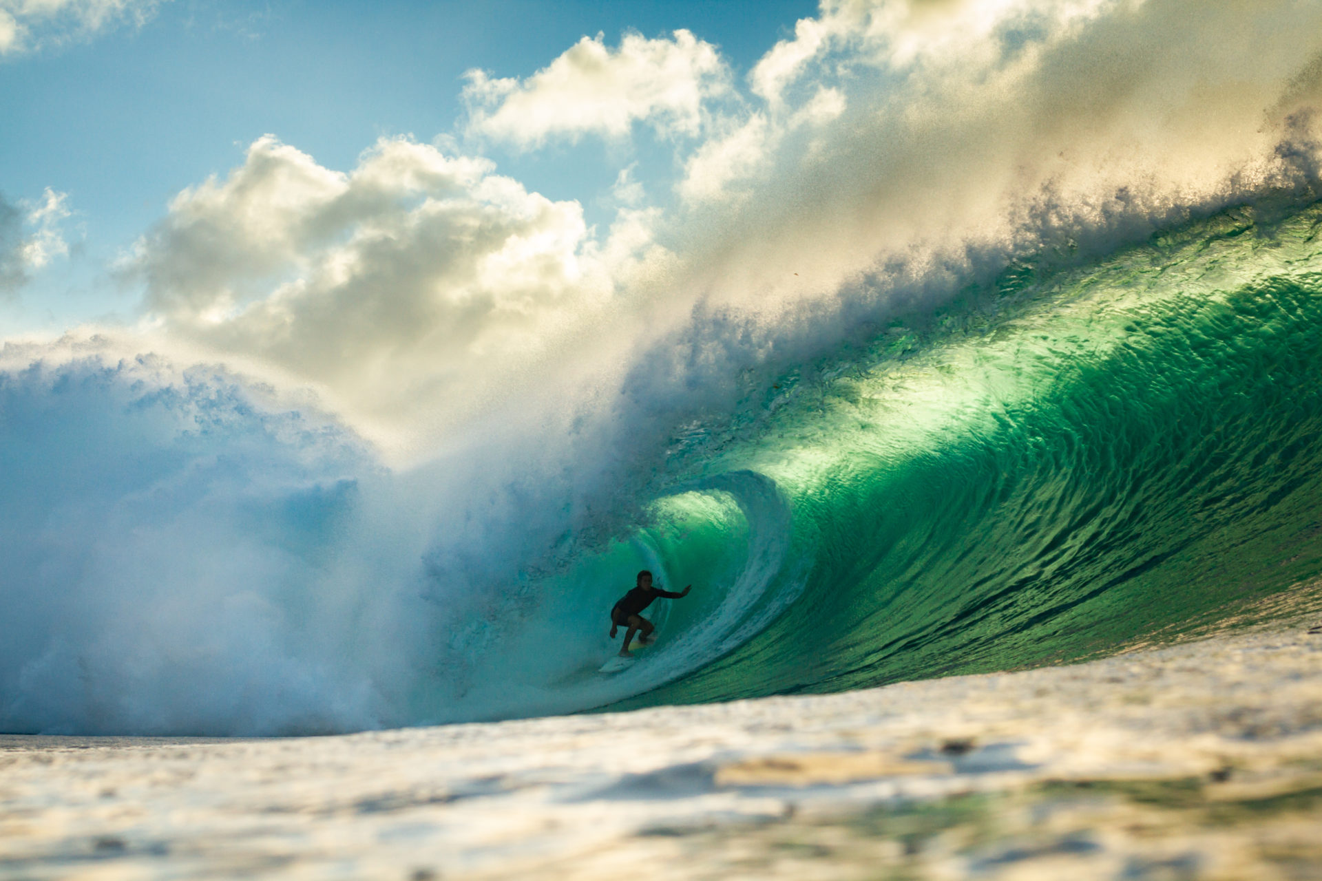 Learn More About 5 of the World’s Deadliest Waves